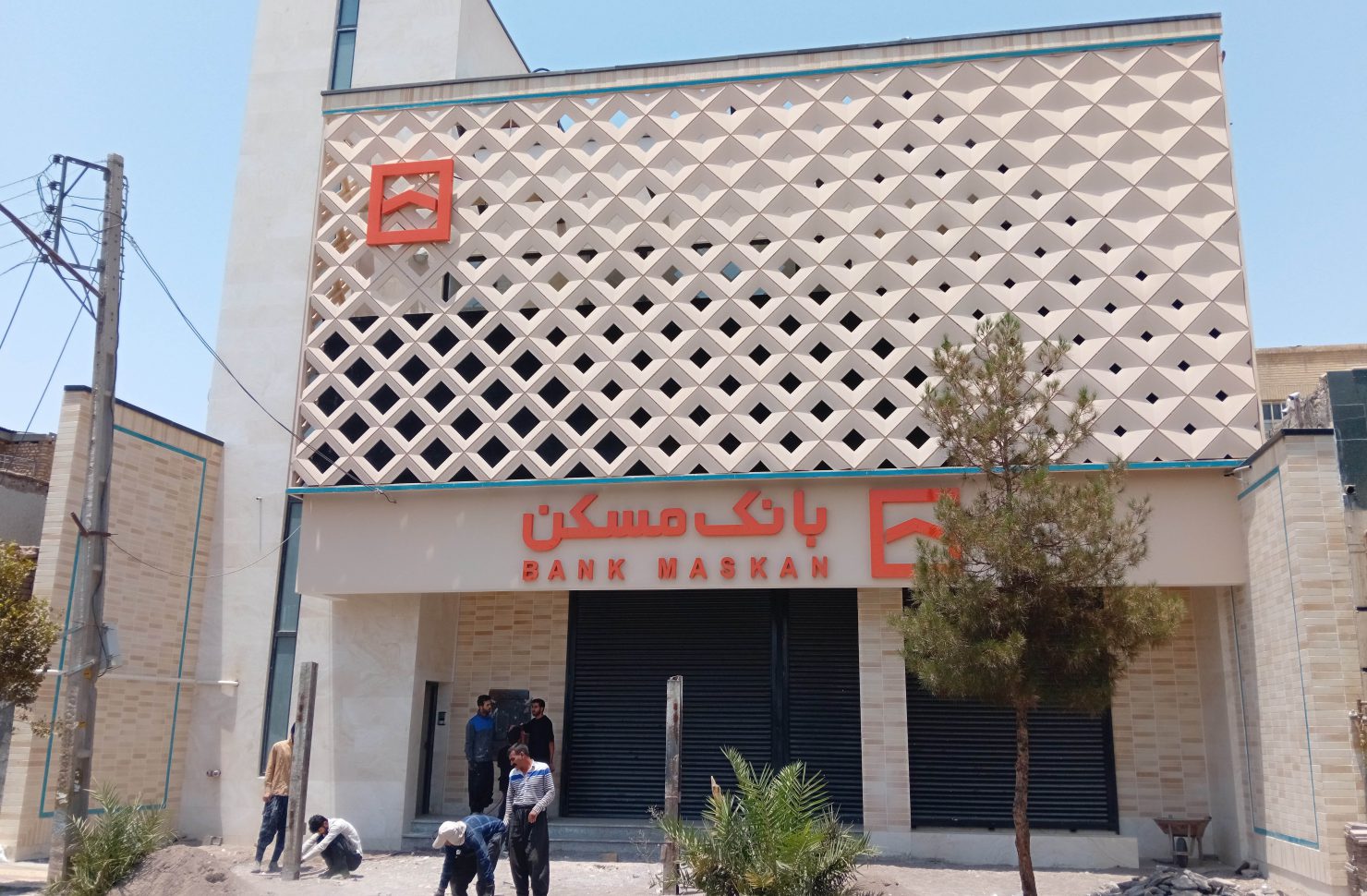 تحویل موقت پروژه بازسازی ساختمان بانک مسکن رفسنجان| آراساز